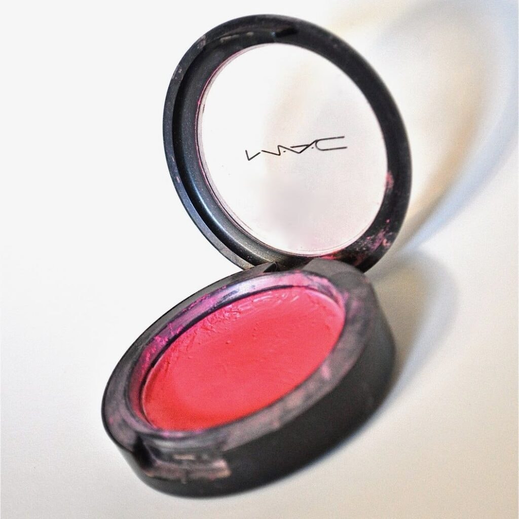 How to Fix Broken Makeup in 5 Minutes... Really!