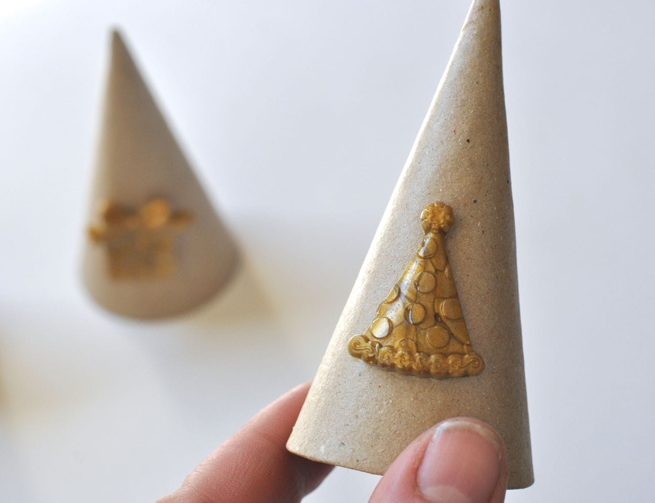 Party hat DIY with Mod Melts - Make Life Lovely