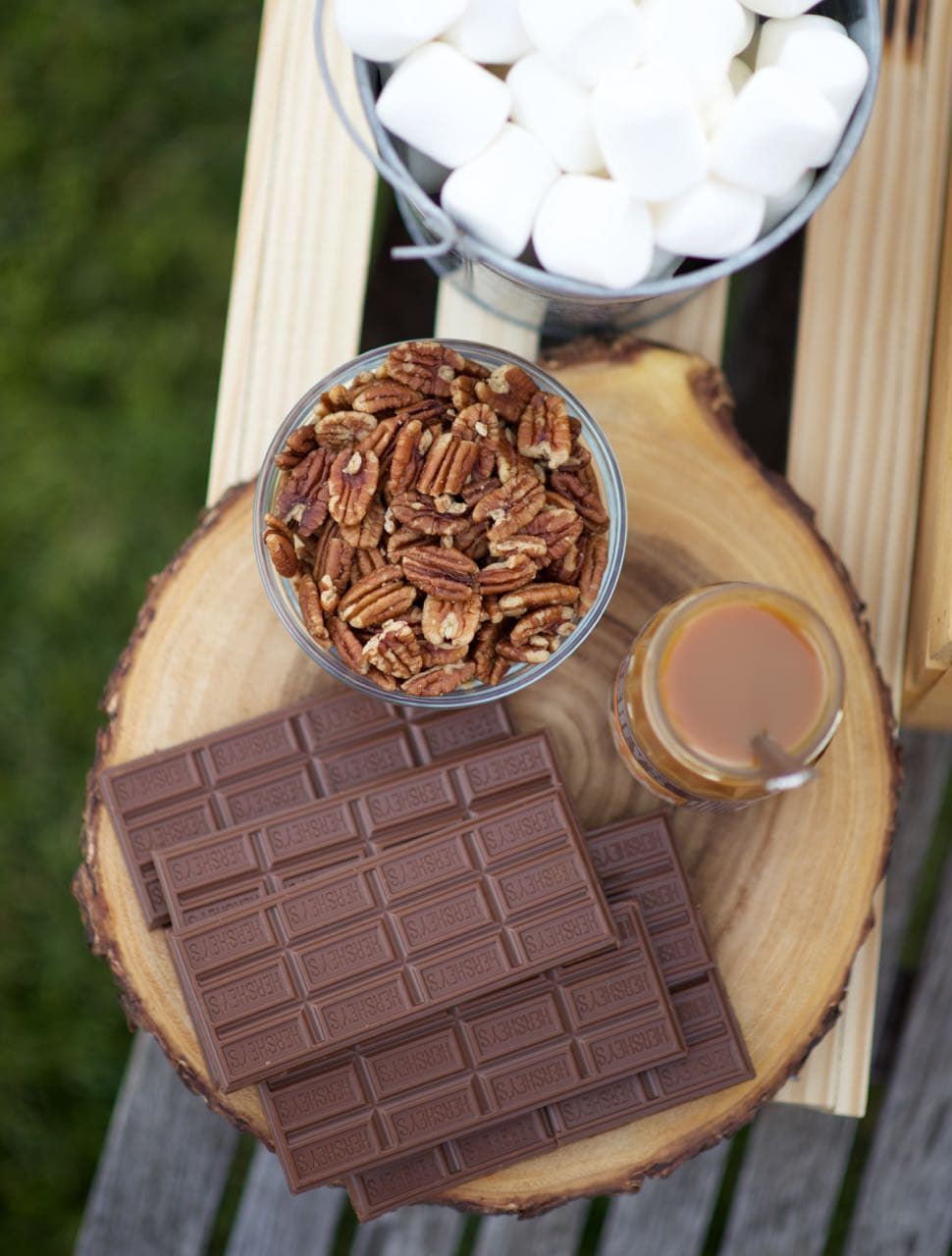 S'mores Bar + Turtle S'mores - Make Life Lovely