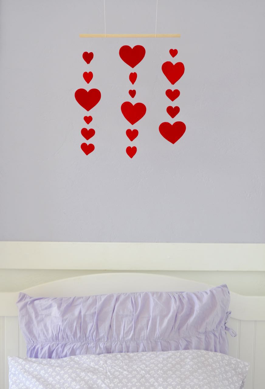 Heart Mobile DIY for Valentine's Day - Make Life Lovely