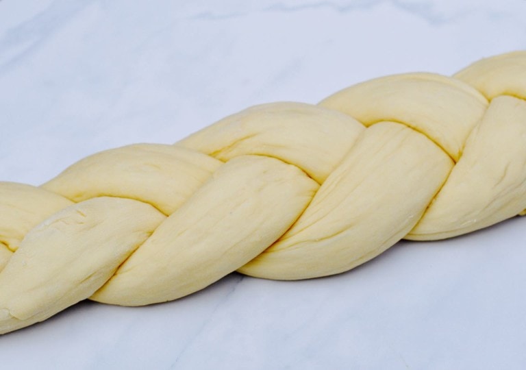 How to Make Sweet Braided Easter Bread - Make Life Lovely