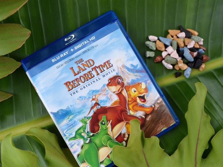 Dinosaur Snack Mix for a Dinosaur Party - Make Life Lovely