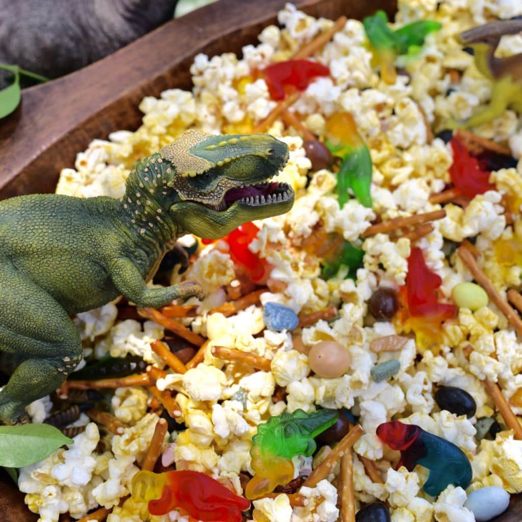 Dinosaur party food snack mix - Make Life Lovely
