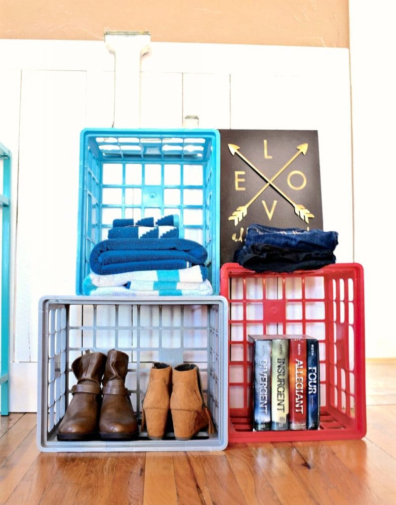 7 Ways to Personalize a College Dorm Room - Make Life Lovely