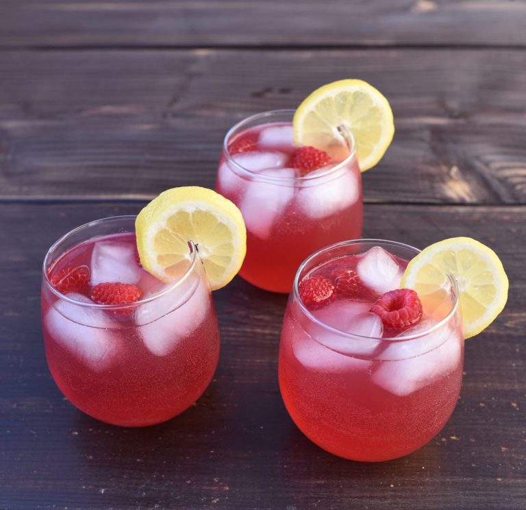 Cranberry Raspberry Lemonade Mocktail - Make Life Lovely