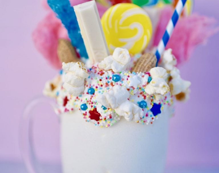 How to Make a Freakshake {SO Fun!}