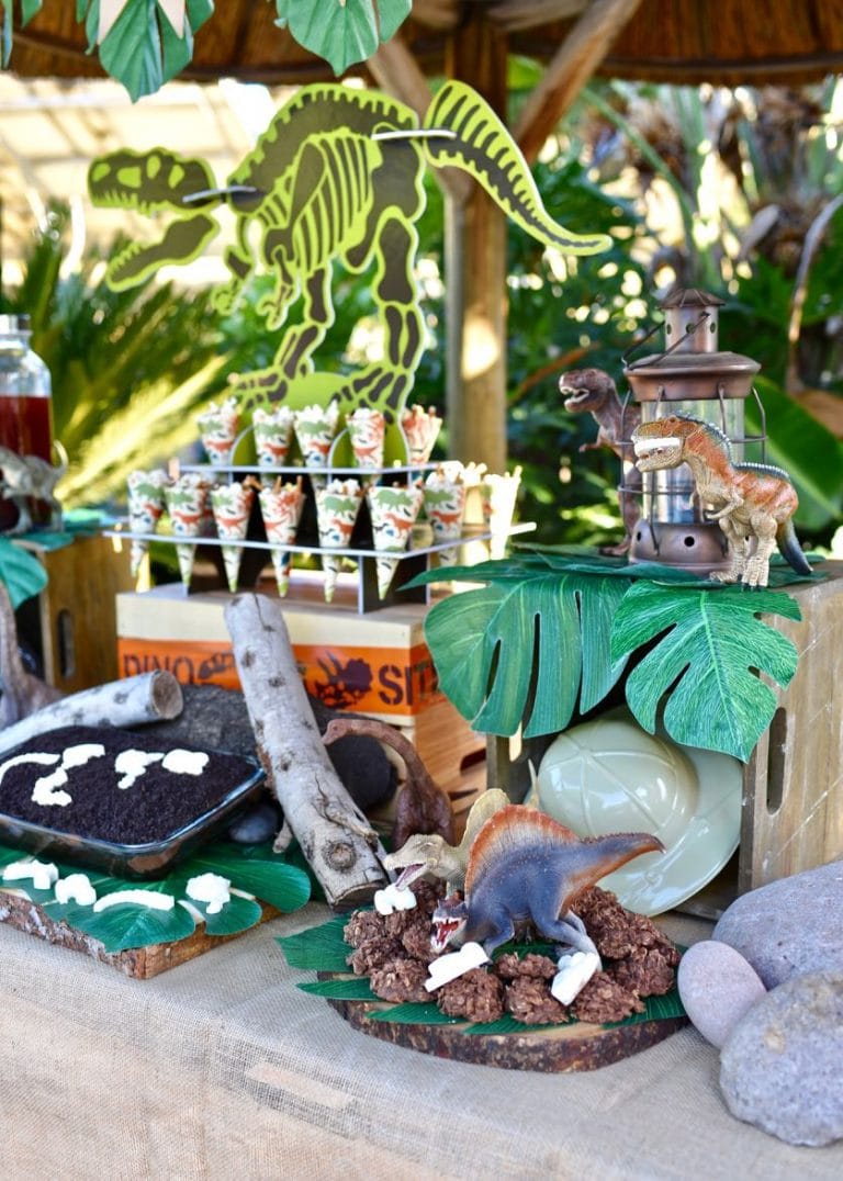 How to Throw the Ultimate Dinosaur Party! - Make Life Lovely