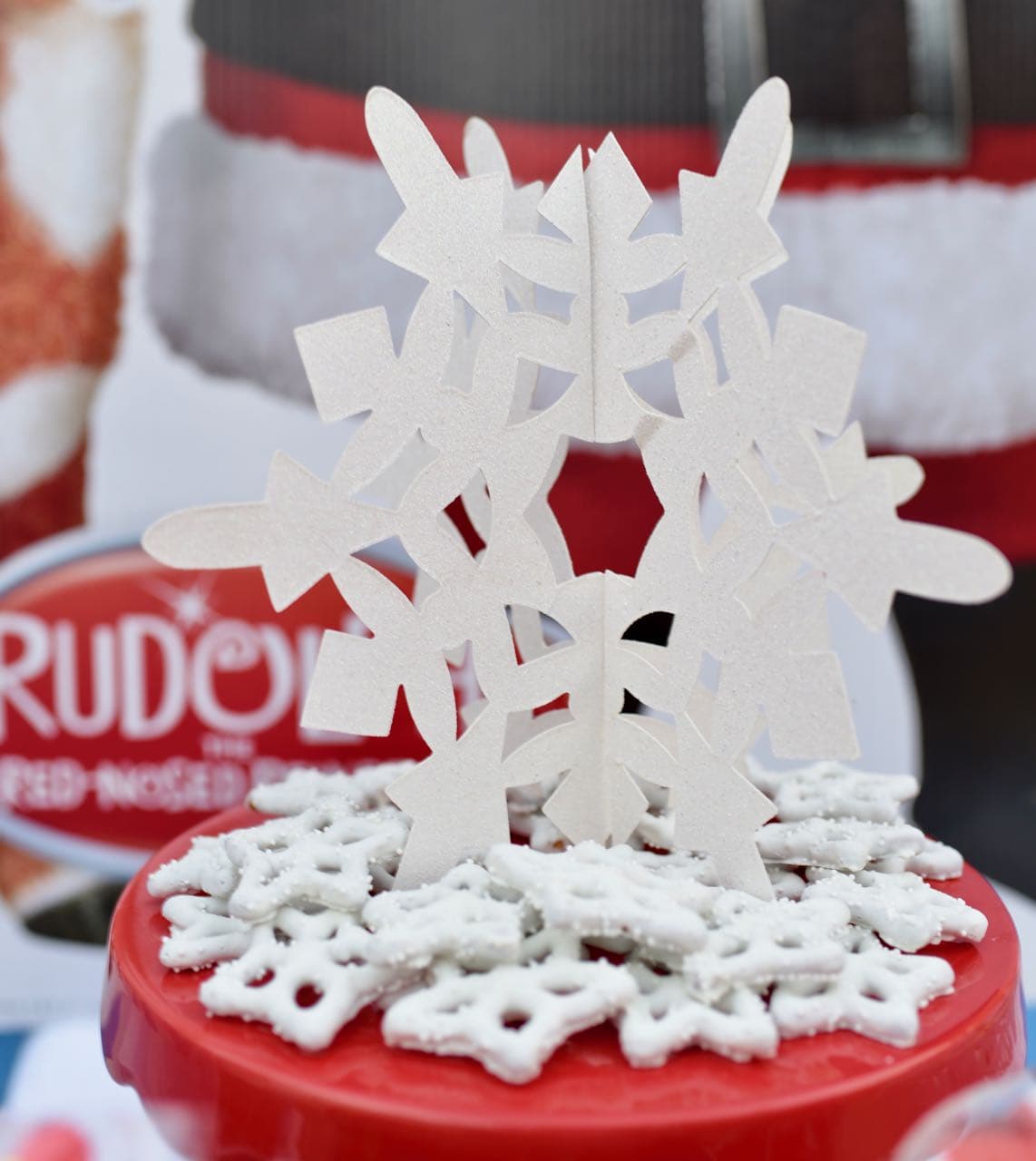 Snowflake snacks at Rudolph the Red-Nosed Reindeer party - Make Life Lovely