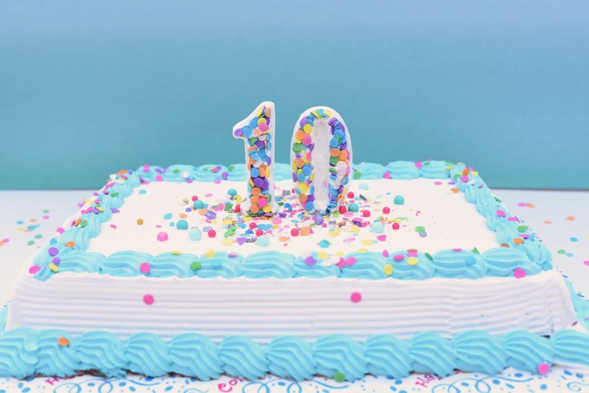 Chocolate Cake Topper with Sprinkles Tutorial - Make Life Lovely