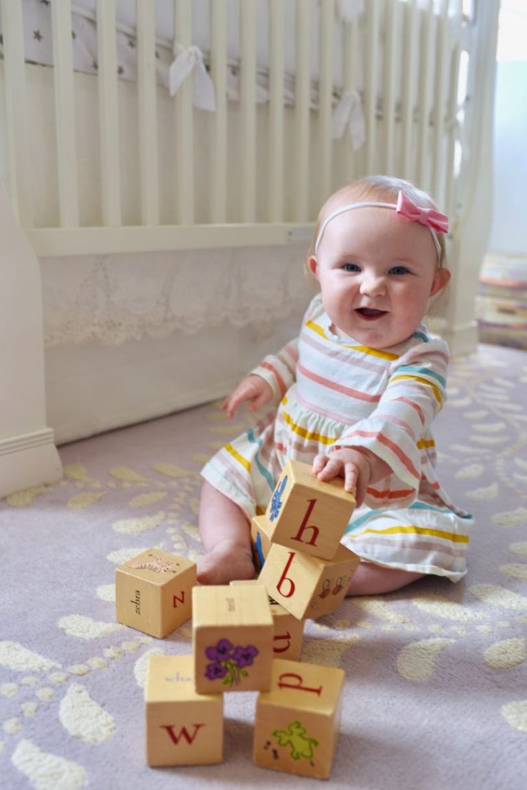 7 Brain Building Activites To Do With Your Baby Right Now