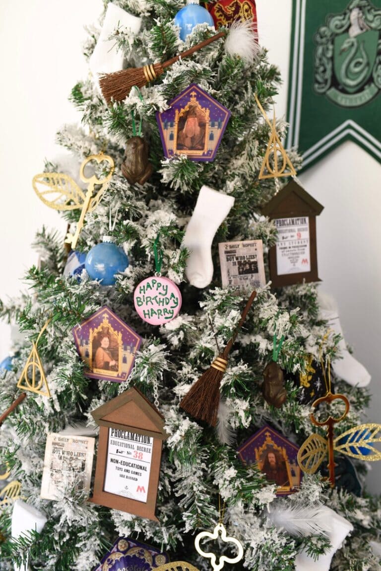 Magical Harry Potter Christmas Tree You NEED To See!