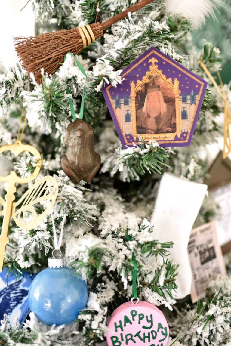 Magical Harry Potter Christmas Tree You NEED To See!